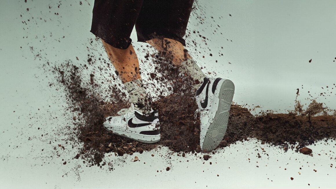 Nike Mac Attack Black & White – BLOG | FOOTDISTRICT