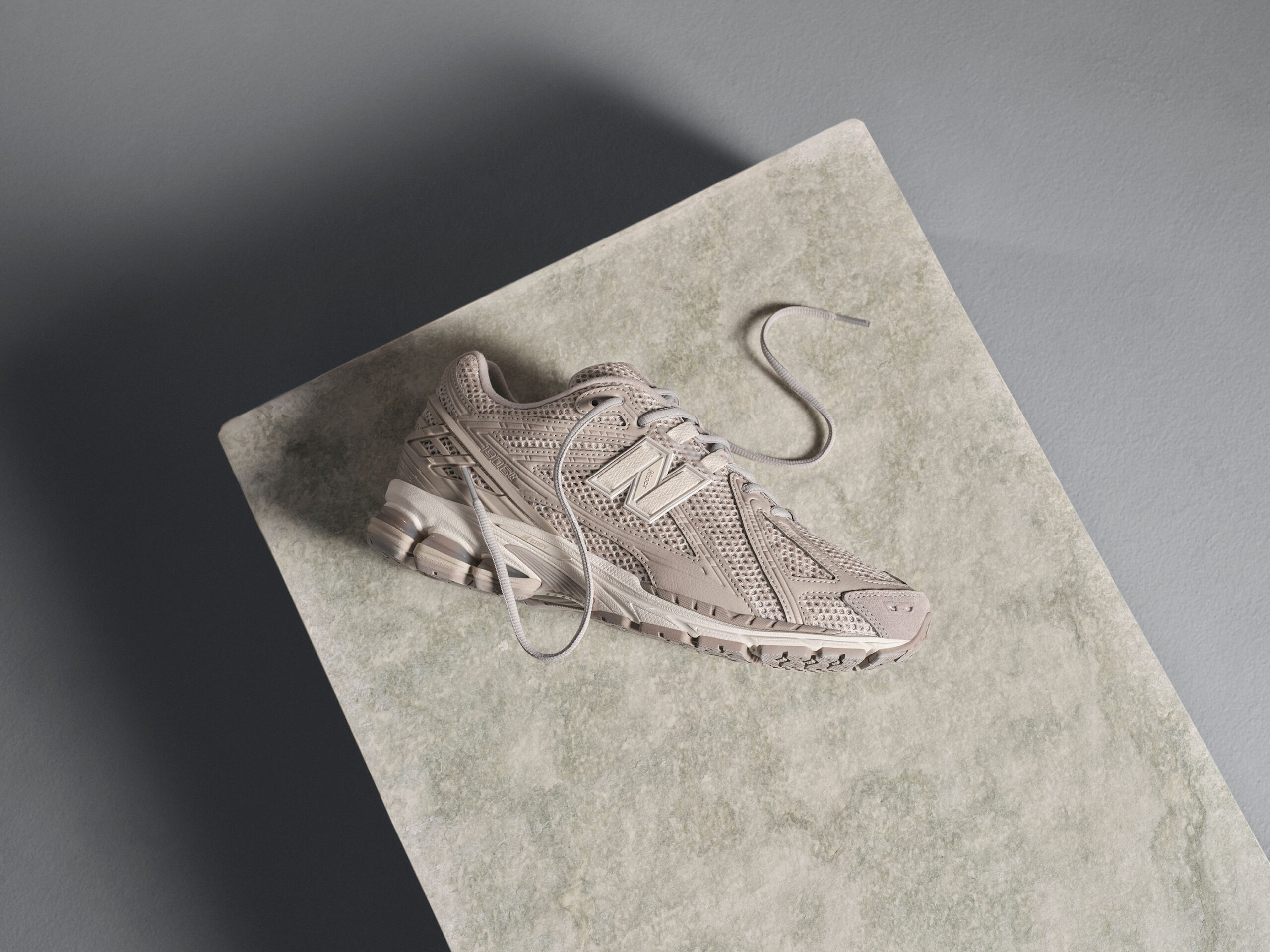 New Balance celebrates “Grey Days” – BLOG | FOOTDISTRICT