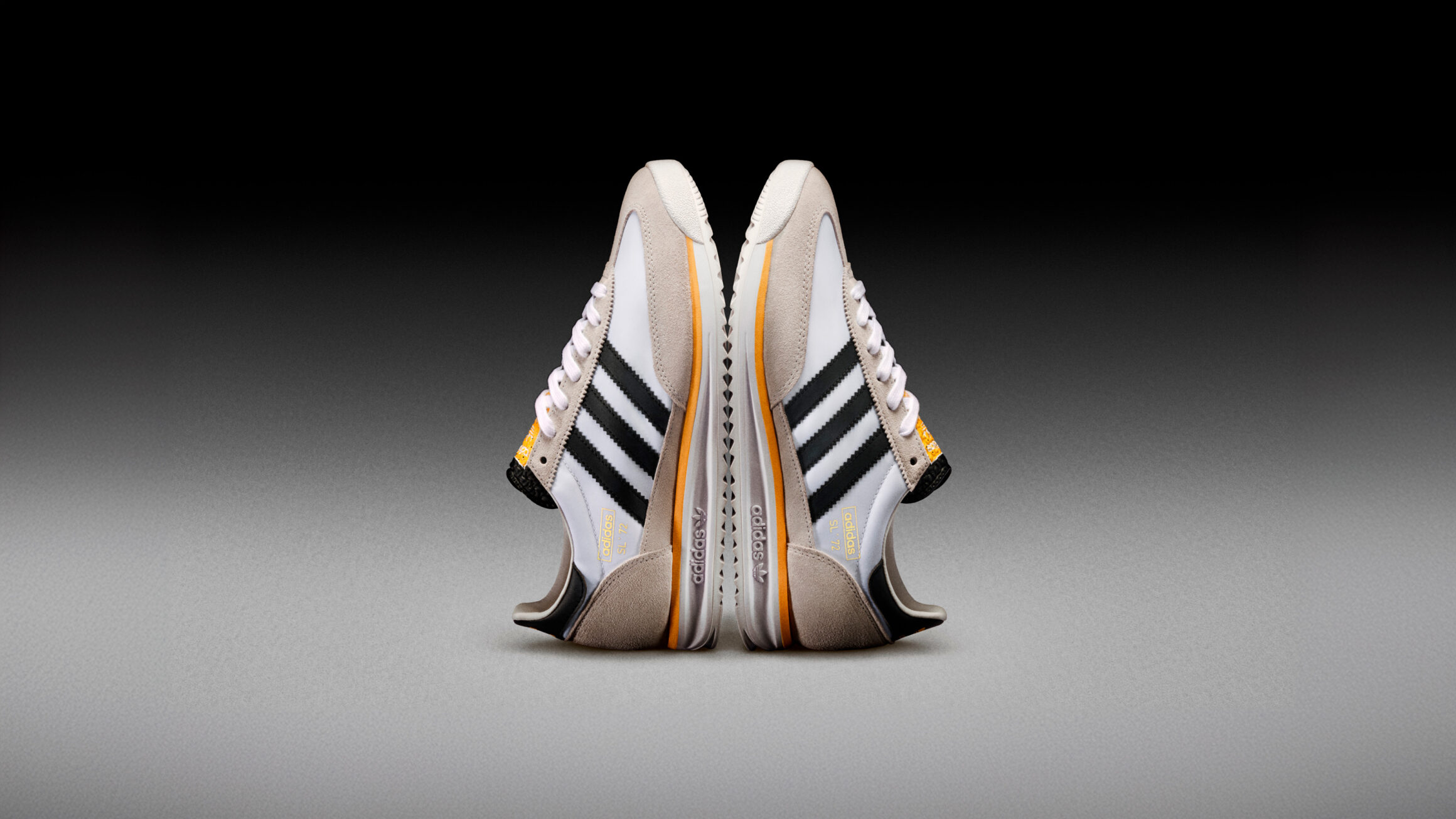 Here are the new colorways of the adidas SL 72 – BLOG | FOOTDISTRICT