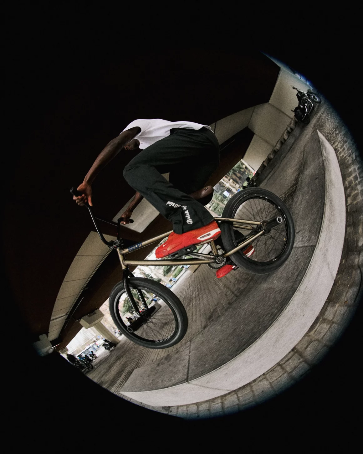 Bike Jordan Brick By Brick: La visión de Nigel Sylvester aterriza en ...