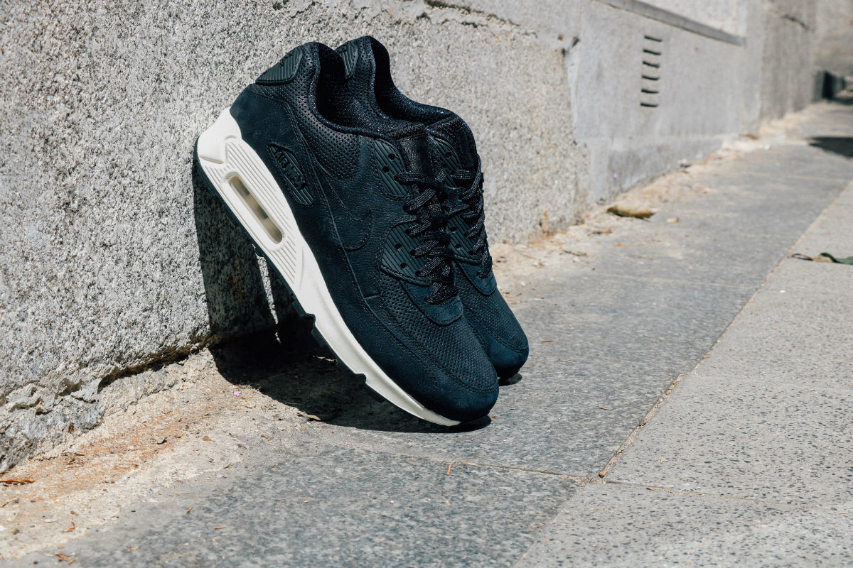 NikeLab presents new takes of the Air Max 1 and Air Max 90 Pinnacle ...